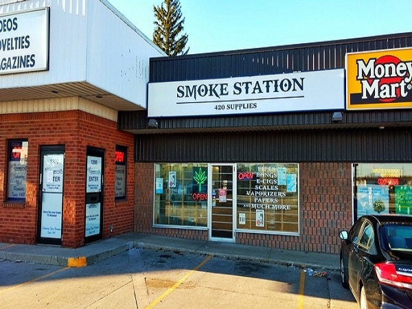 Smoke Station 420 Supplies Sarnia - Budhub Canada